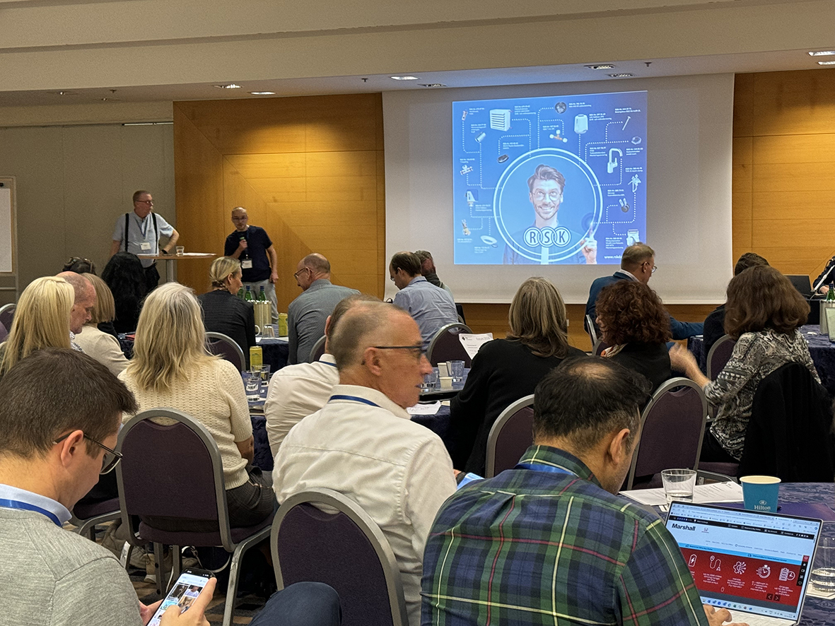 ETIM Forum 2024: Effektivare navigering med basegenskaper - ETIM